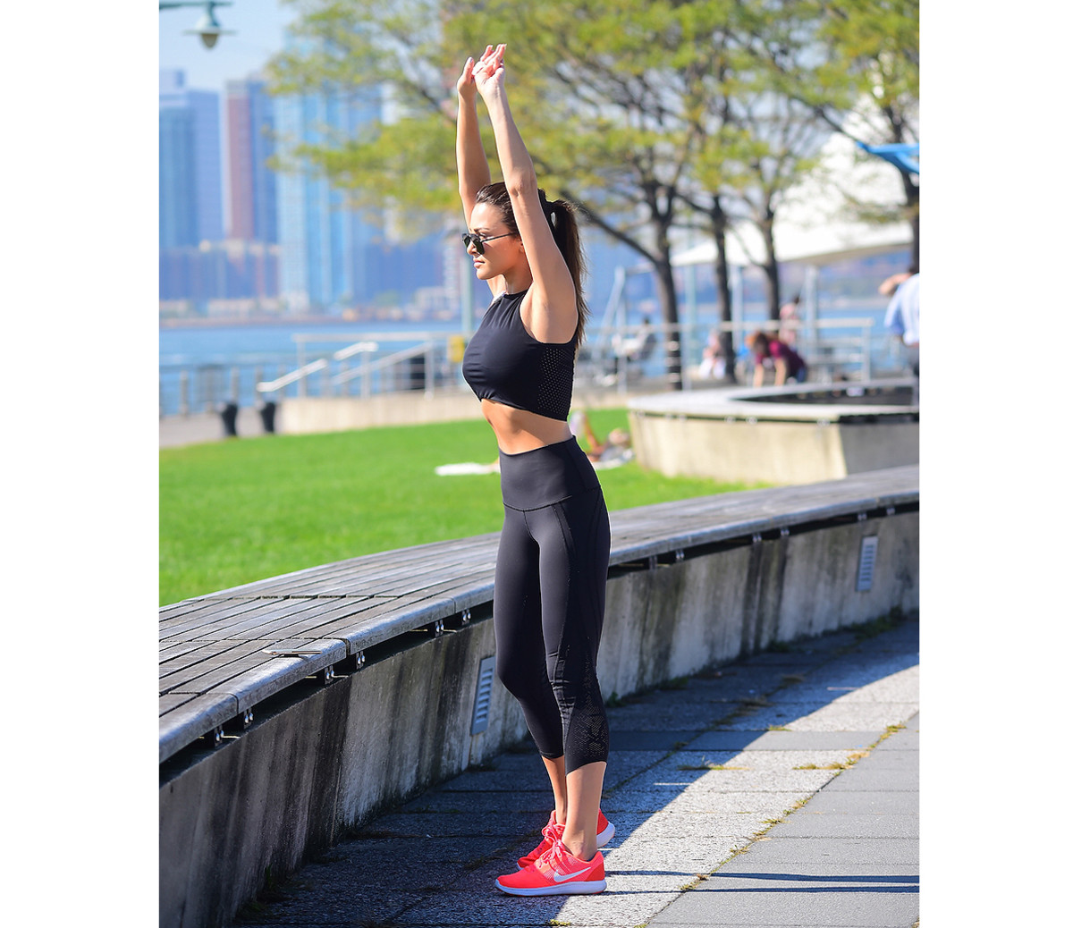 PHOTO GALLERY: Andi Dorfman Shows Off Her Incredible Physique