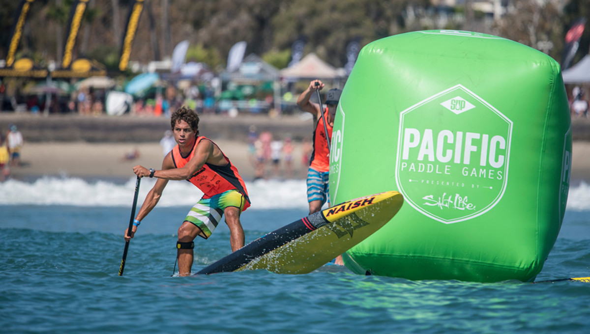 Beginner Tips on How to Pivot Turn on a Standup Paddleboard