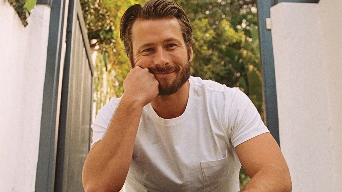 Glen Powell on the True Story Behind New Movie: 'Devotion' - Men's Journal Glen Powell on the True Story Behind New Movie: 'Devotion' - Men's Journal