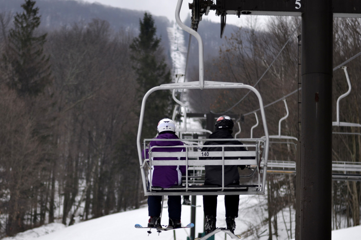 College skier creates app to help you carpool to the mountains