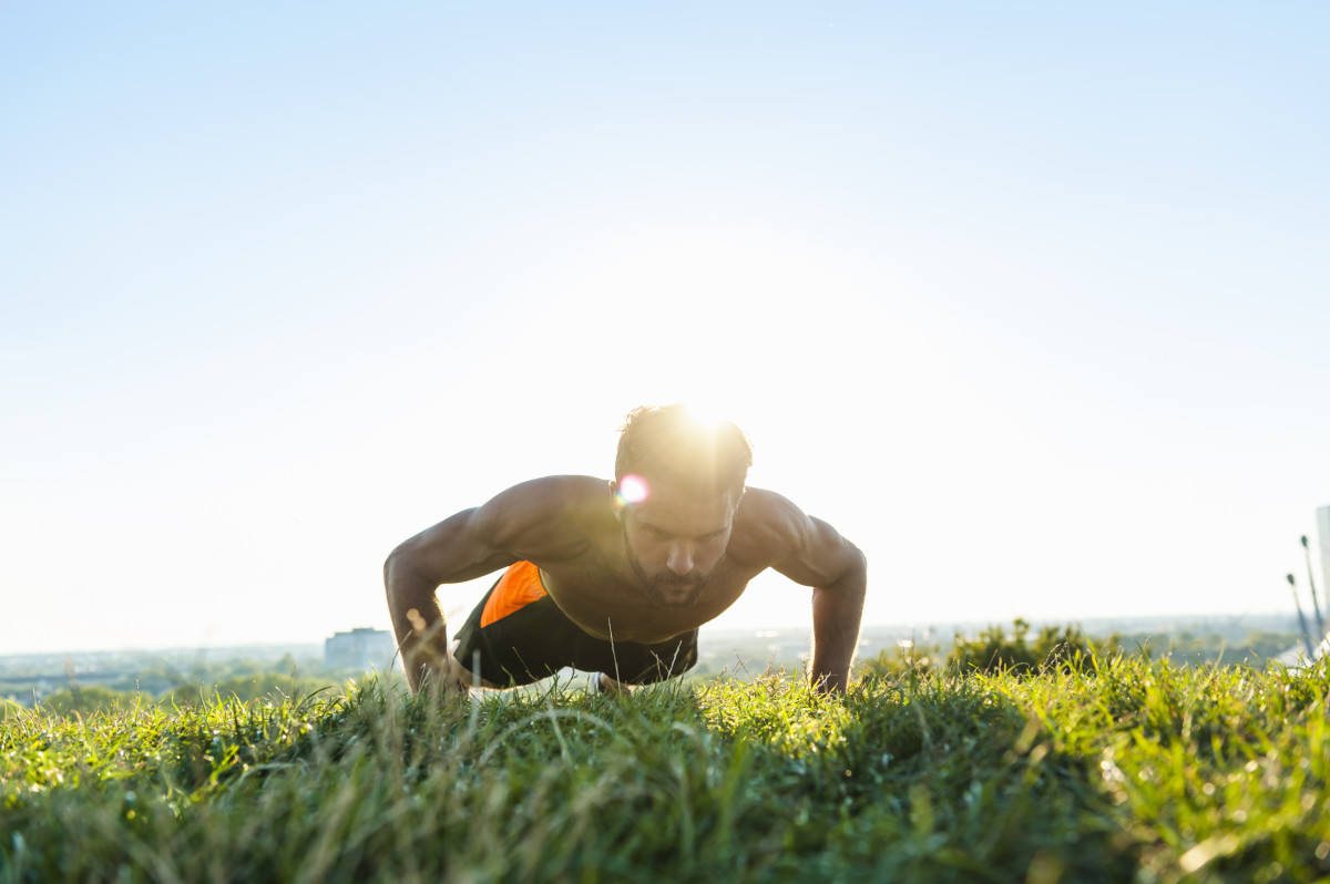 The Total-Body Workout You Can Do in an Empty Field