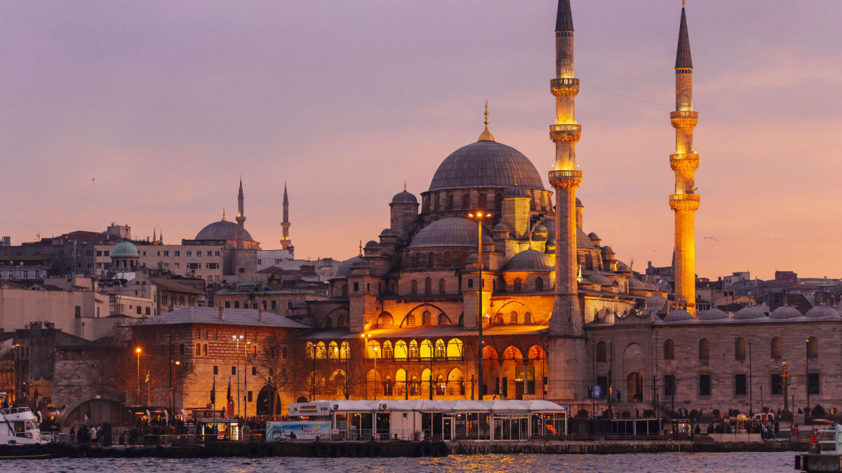 Istanbul Travel Guide: Where to Go, Eat, and Stay for a Long Weekend