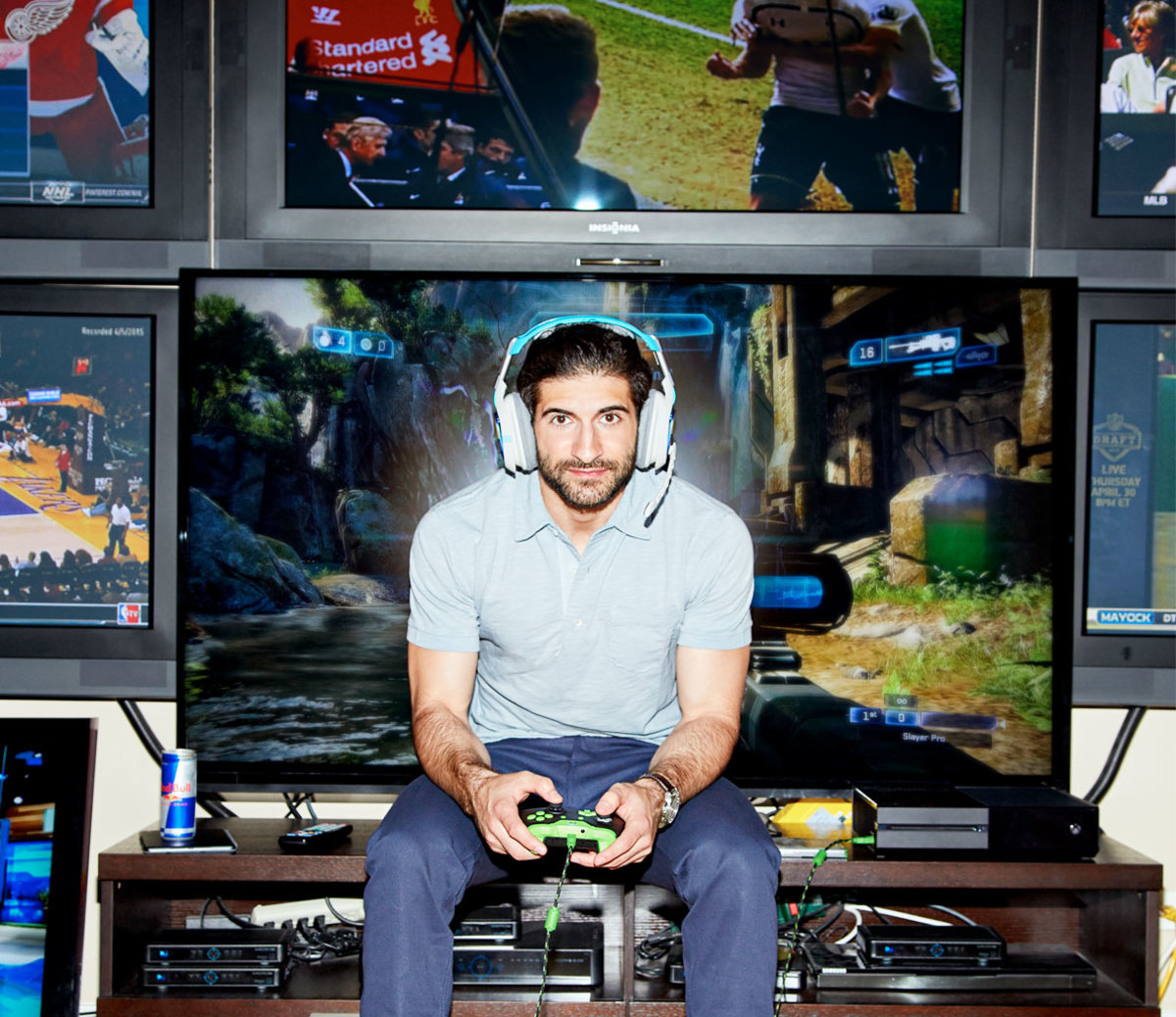 "e-Sports" star Mike Chaves is Leading a Fitness Revolution