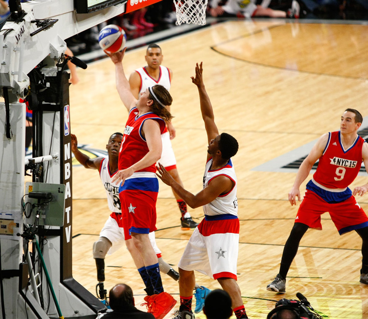 PHOTOS: NBA All-Star Celebrity Game 2015