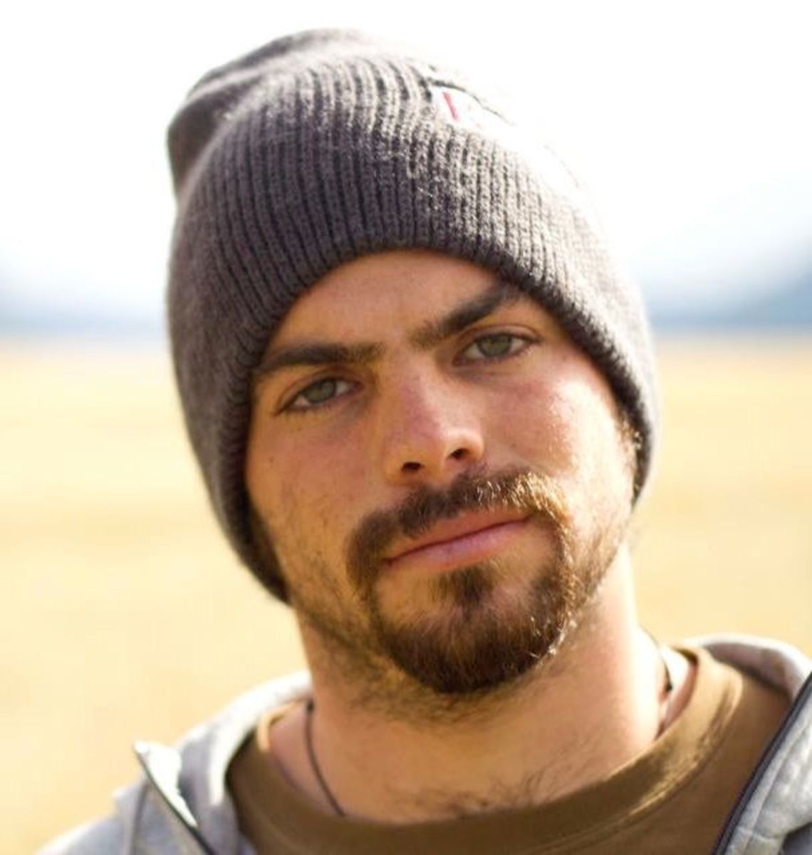 First descent of Niagara Falls: Kayaker Rafael Ortiz makes decision