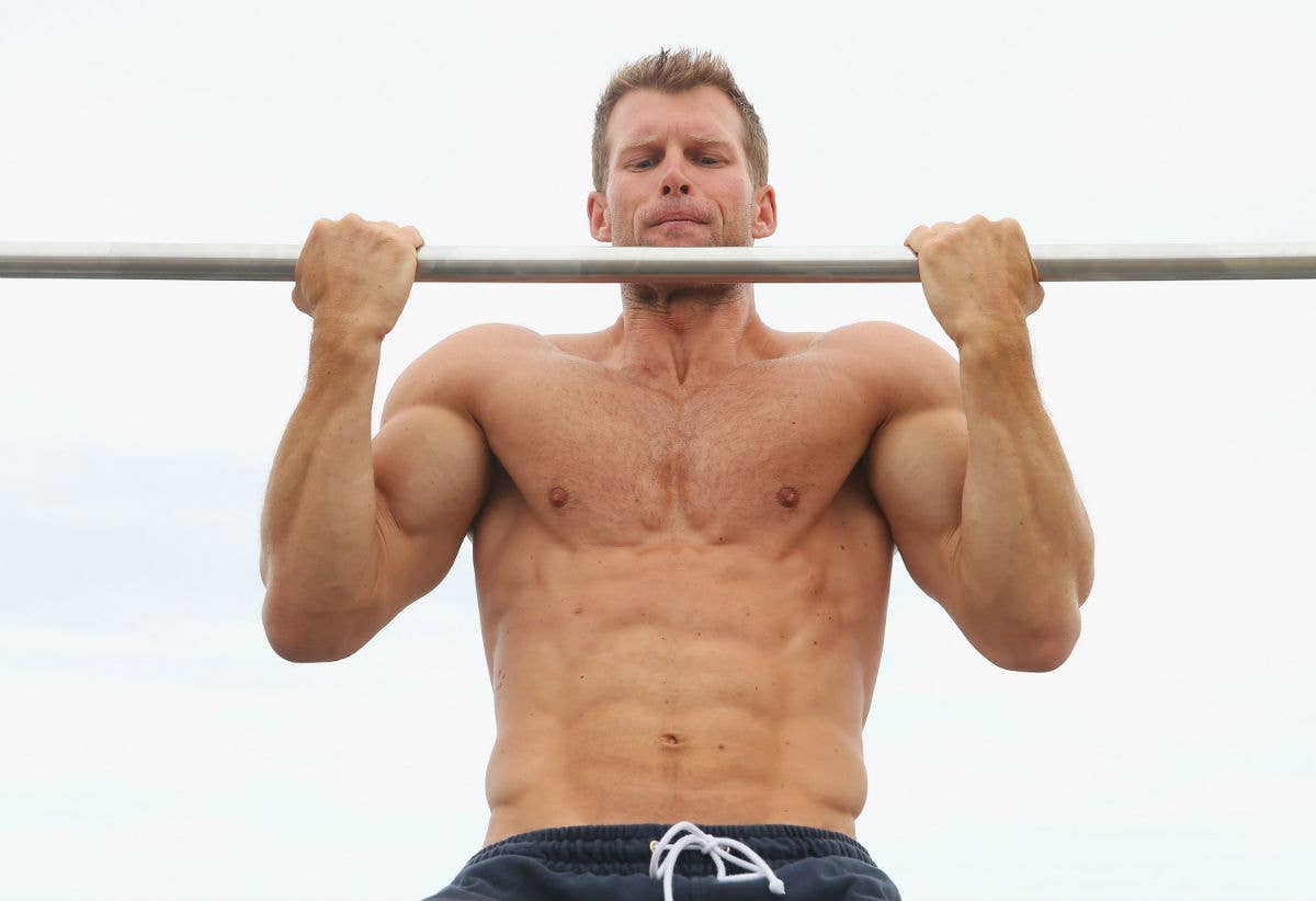 6 Moves That Are More Effective Than Bicep Curls