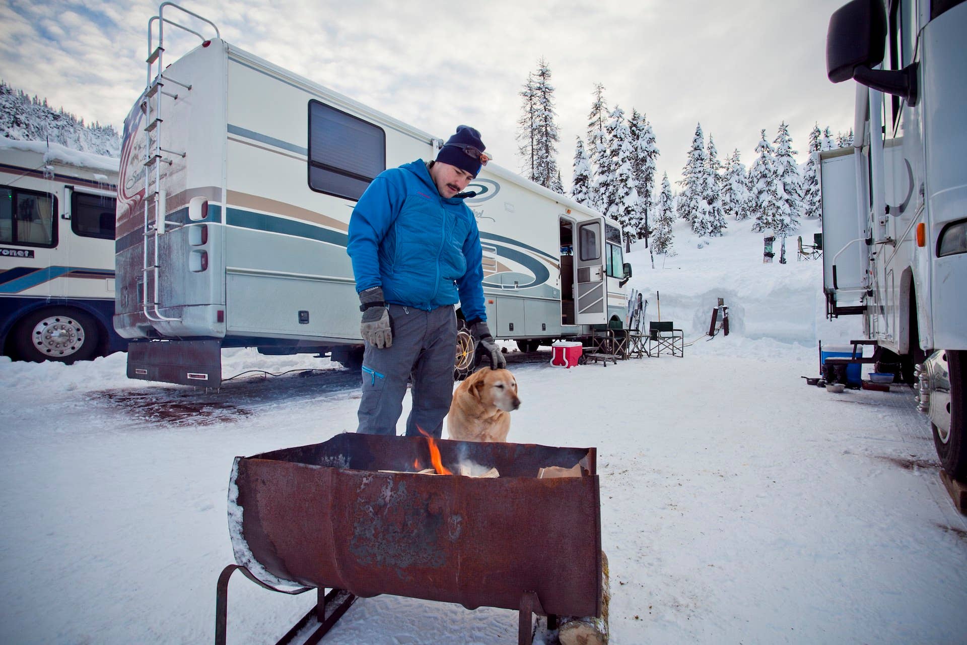 A Guide to Slopeside Ski Resort Winter Camping in Ski Area Parking Lots