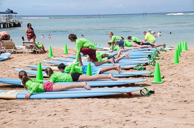 10 tips for beginner surfers