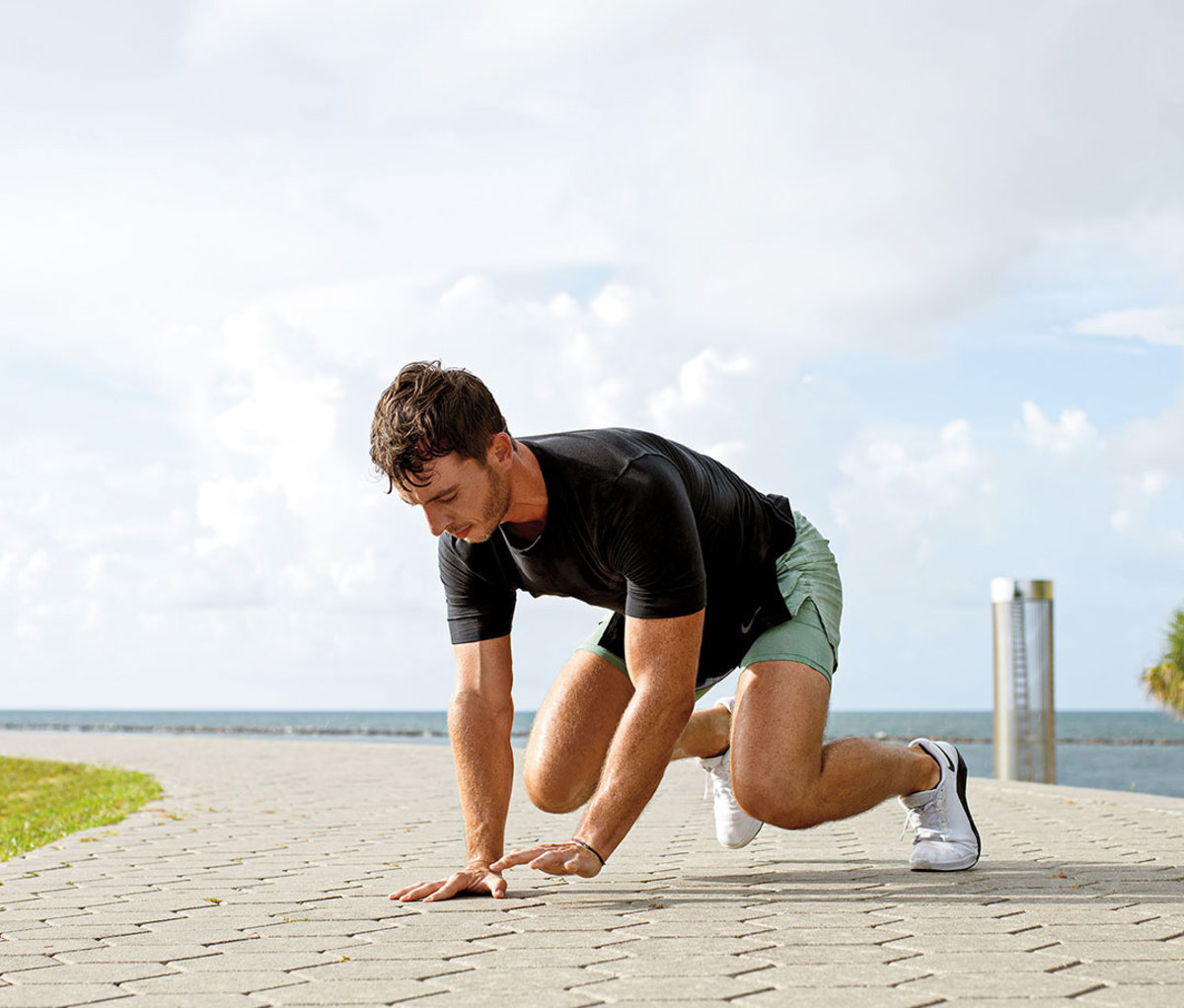 This Animal Flow Workout Will Get You Stronger - Men's Journal