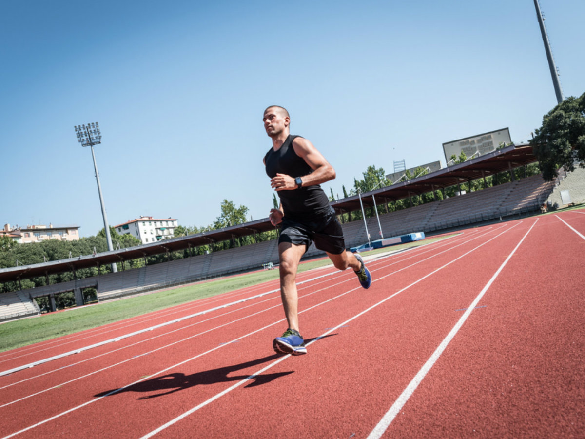 How To Increase VO2 Max: The 2 Workouts You Need - Men's Journal