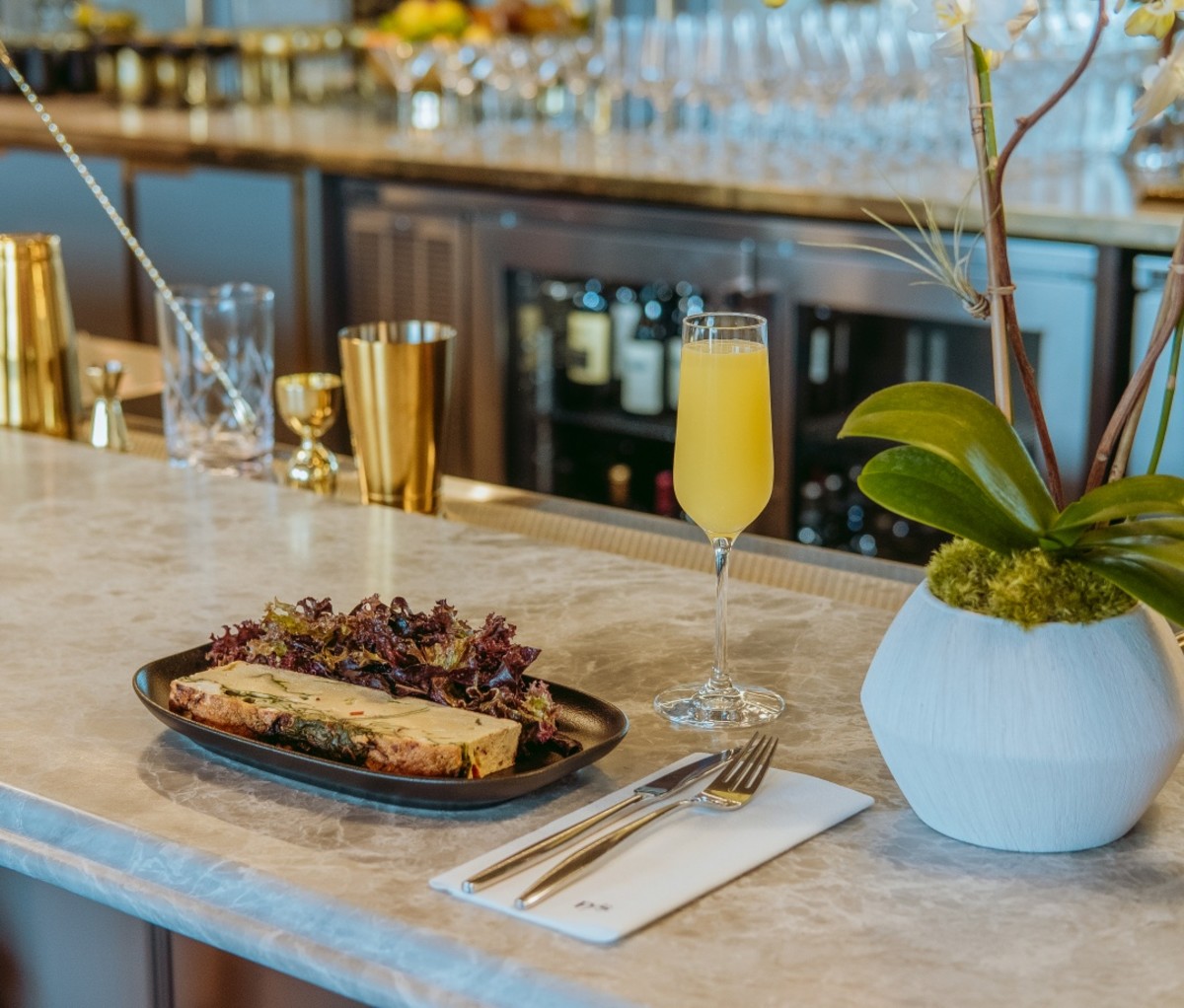 A Luxurious Airport Experience? The Salon at PS Makes It Possible - Men ...