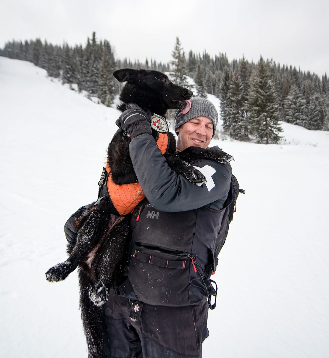 Avalanche Rescue Dog Makes World's First Helicopter Line Recovery