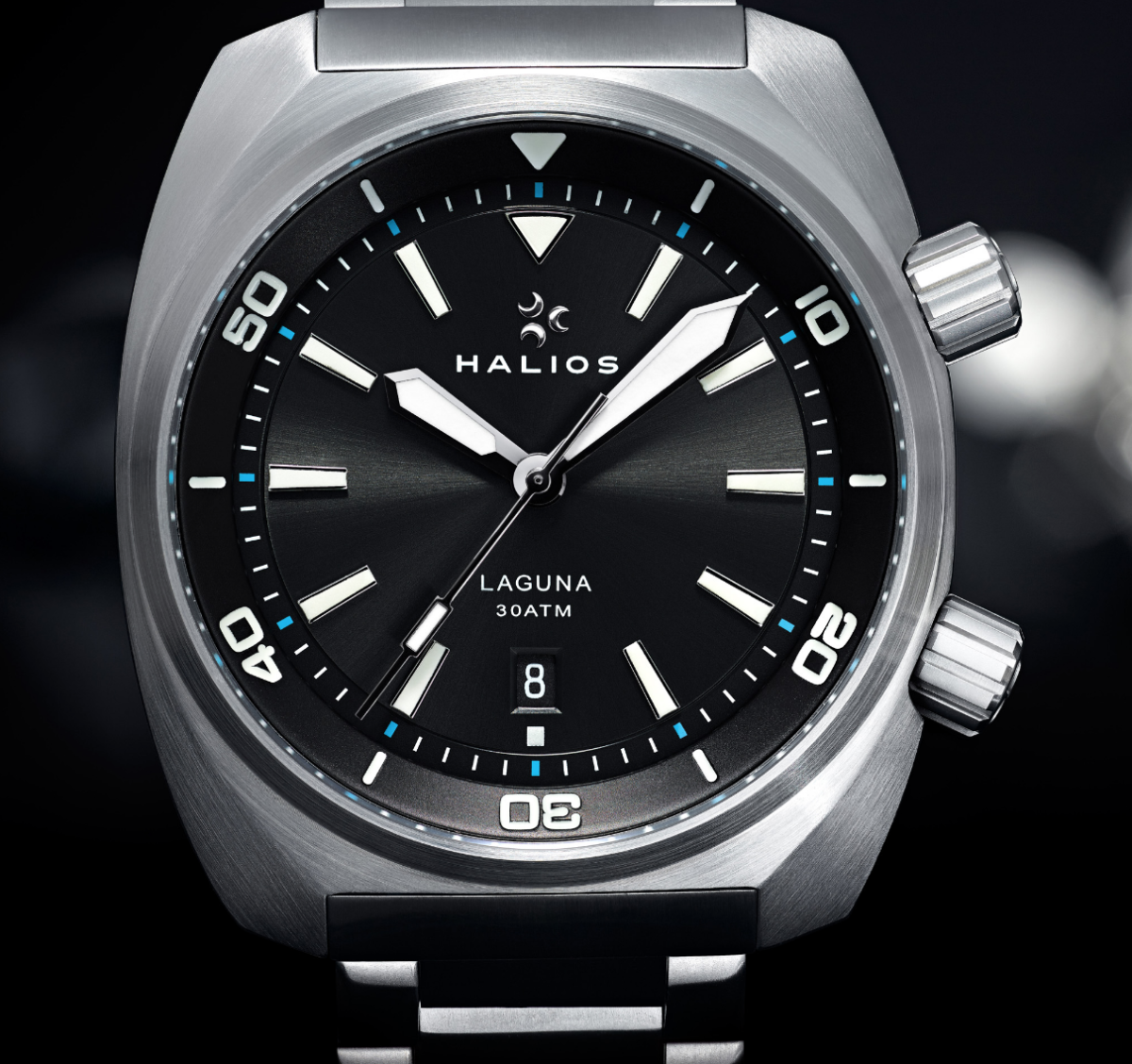 Pretty on the Inside: 10 Great Looking Watches With Internal Bezels