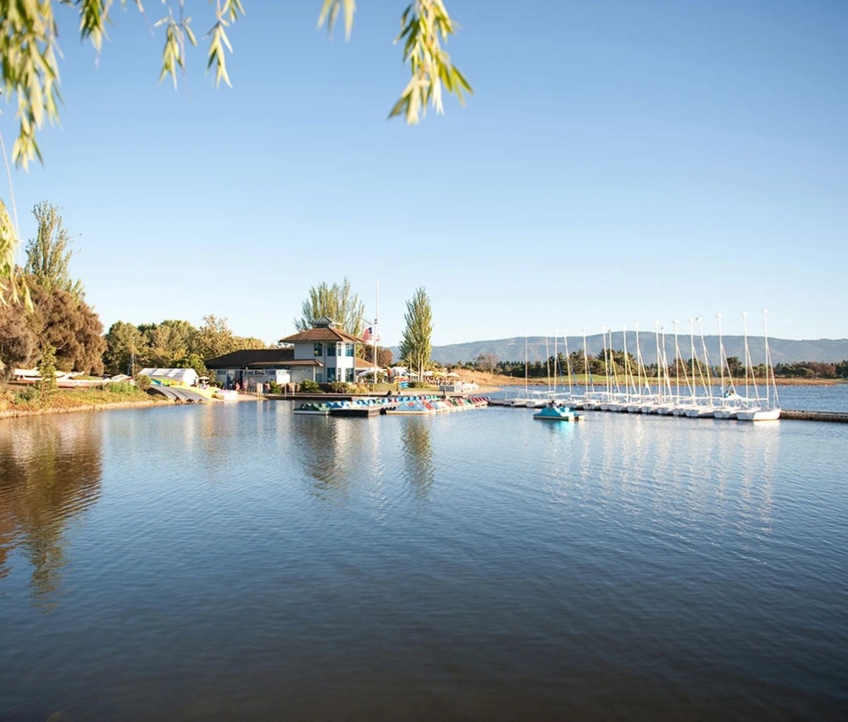 20 Best Lake Vacations in the U.S. and Beyond