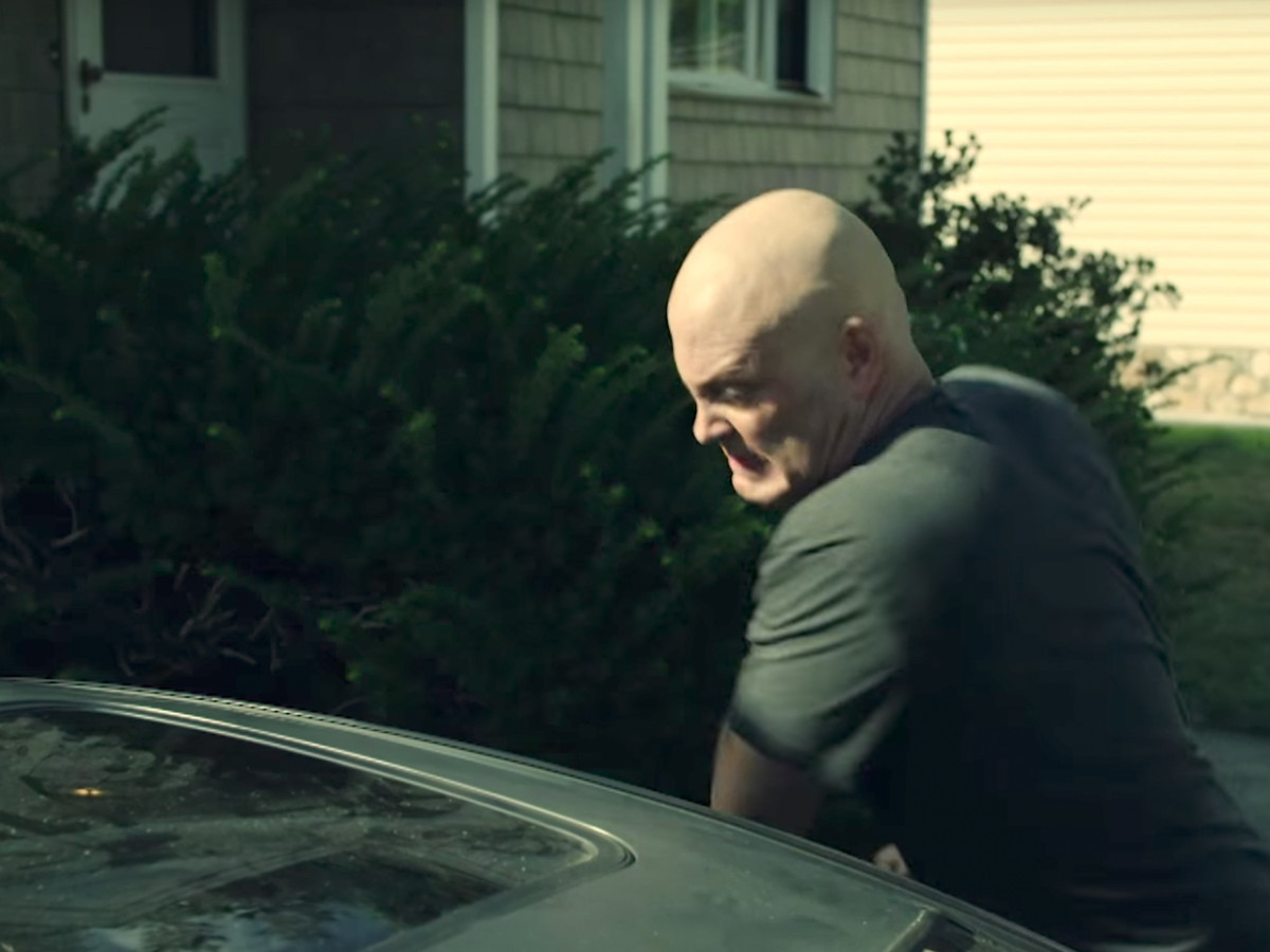 Watch Vince Vaughn Is Unrecognizable In Badass Brawl In Cell Block 99 Trailer Mens Journal