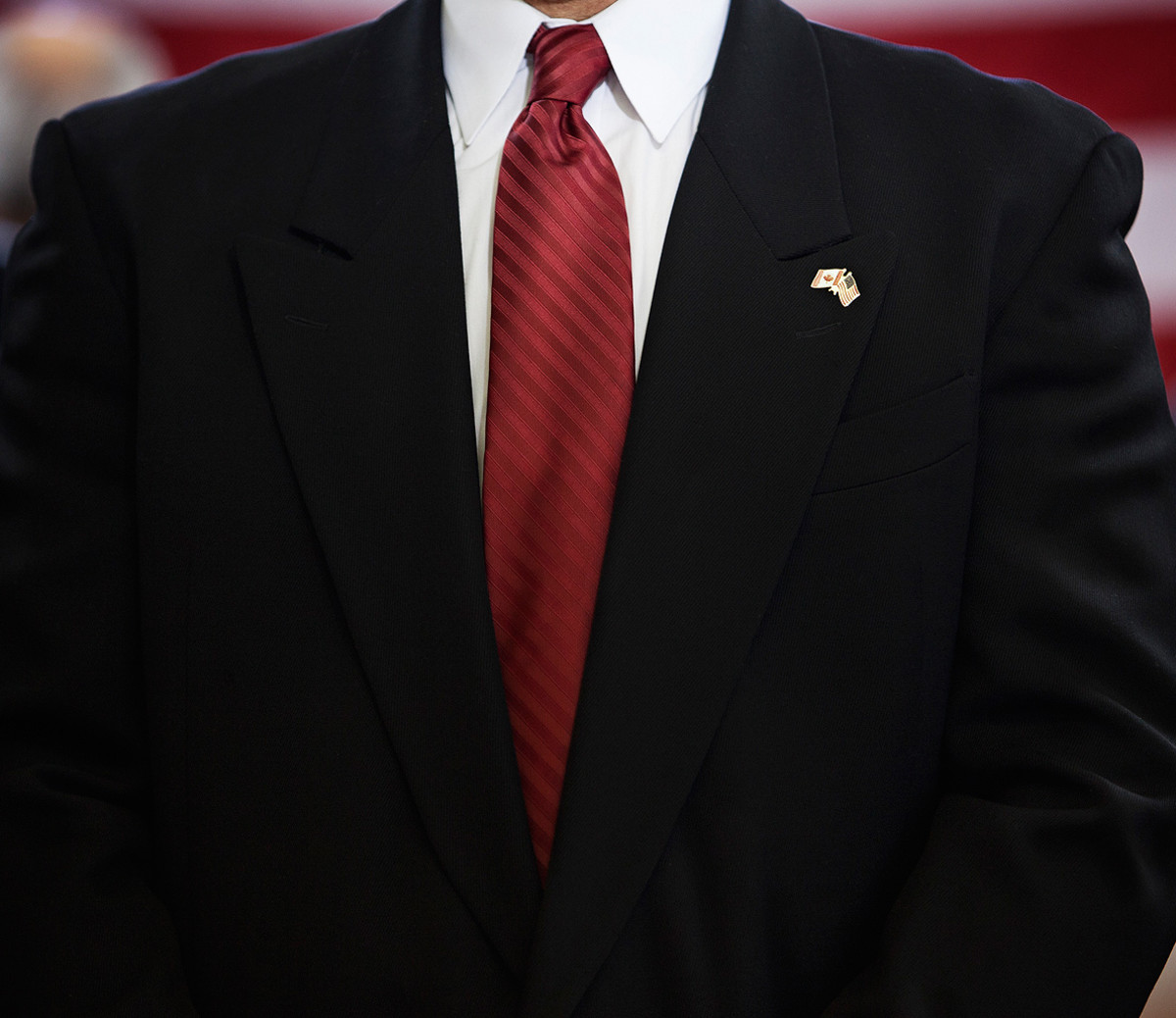 The Guide to Wearing Men’s Jewelry