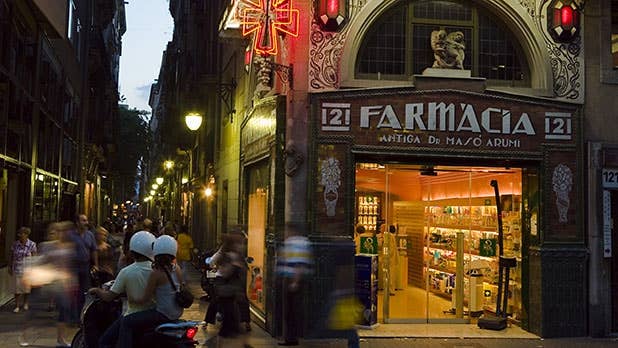 El Raval is Barcelona's Chaotic Core - Men's Journal