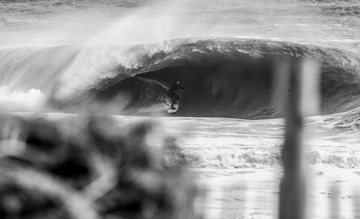 How to Prepare for the Frosty Challenges of Winter Surfing