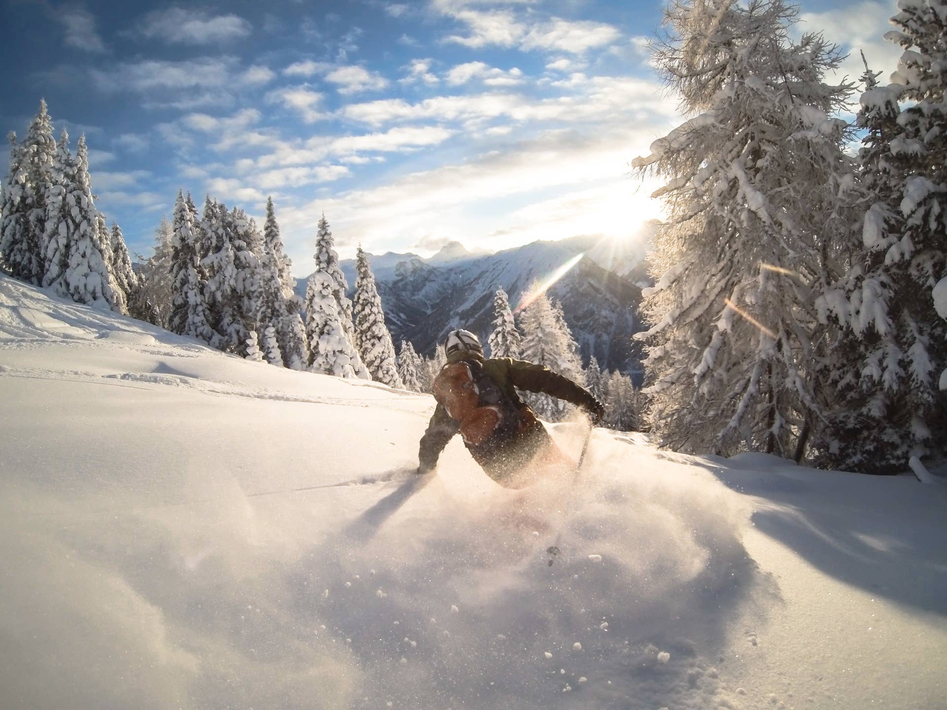 Pro Ski Tips to Keep You From Looking Like an Amateur on the Slopes