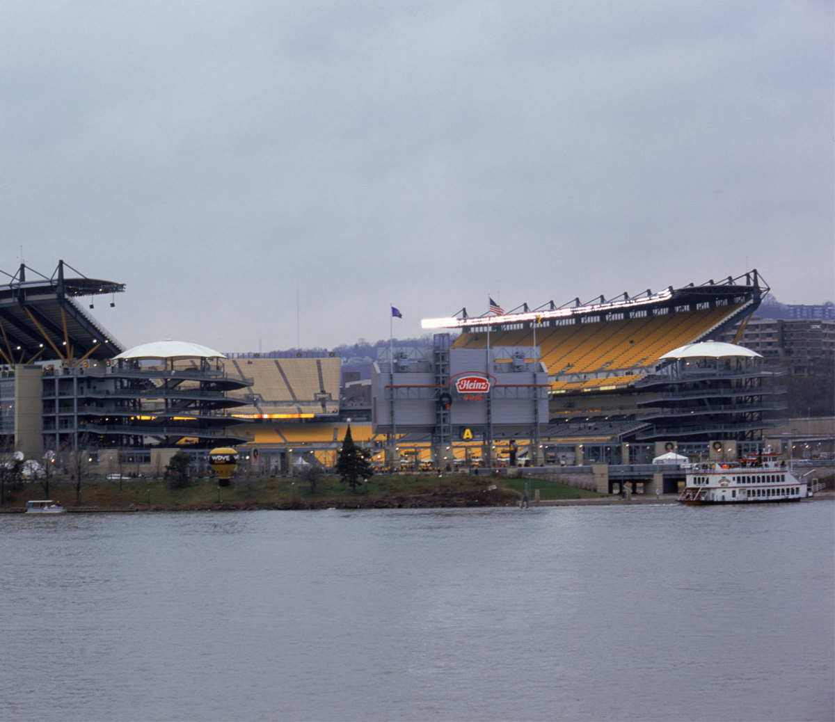 The 5 Best Sports Stadiums on the Water