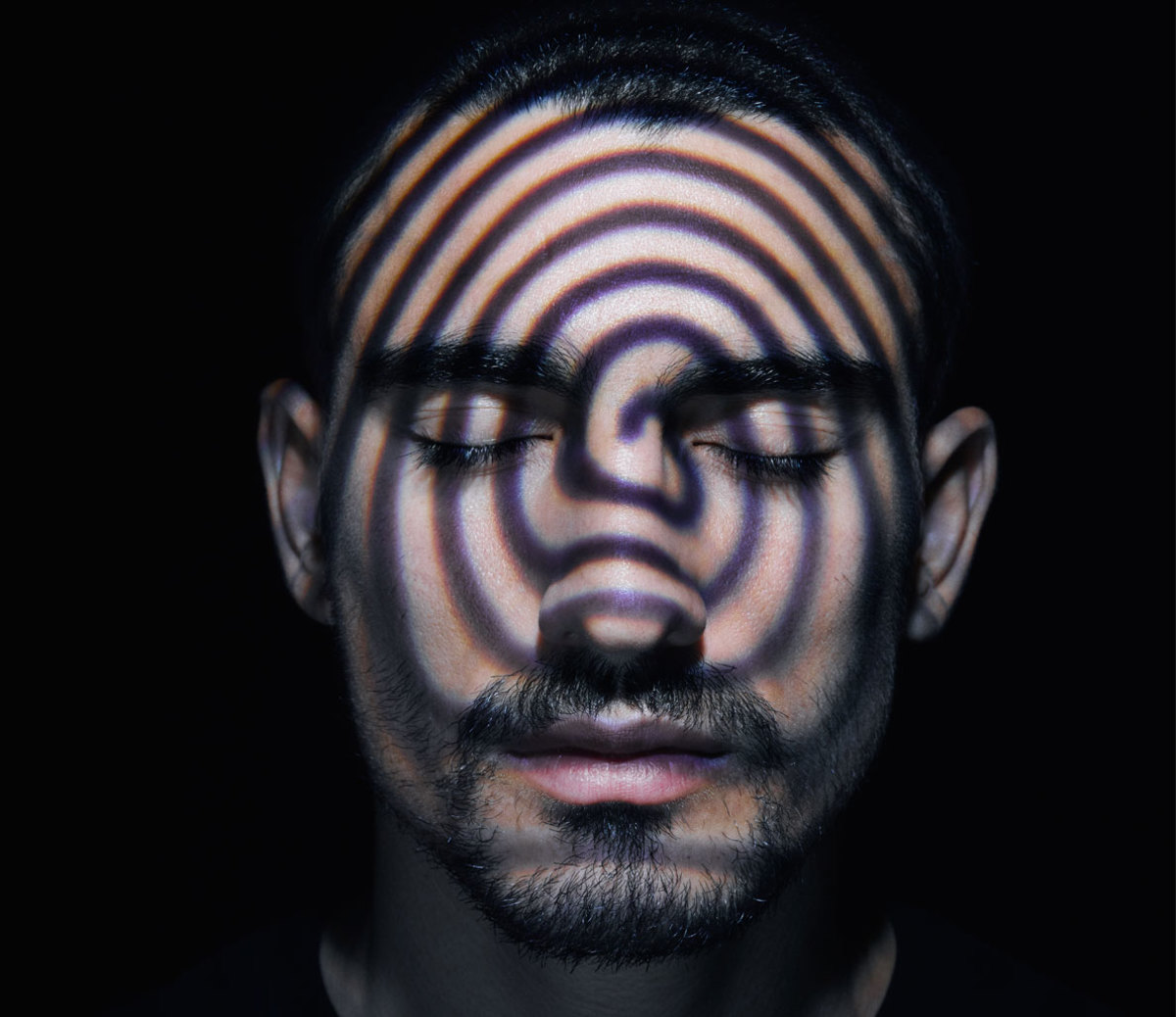 How to Hypnotize Yourself in 7 Easy Steps - Men's Journal