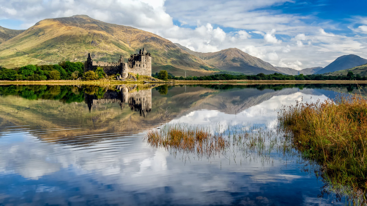 Take a Mental Break at 7 of the Most Stunning Lakes Around the World