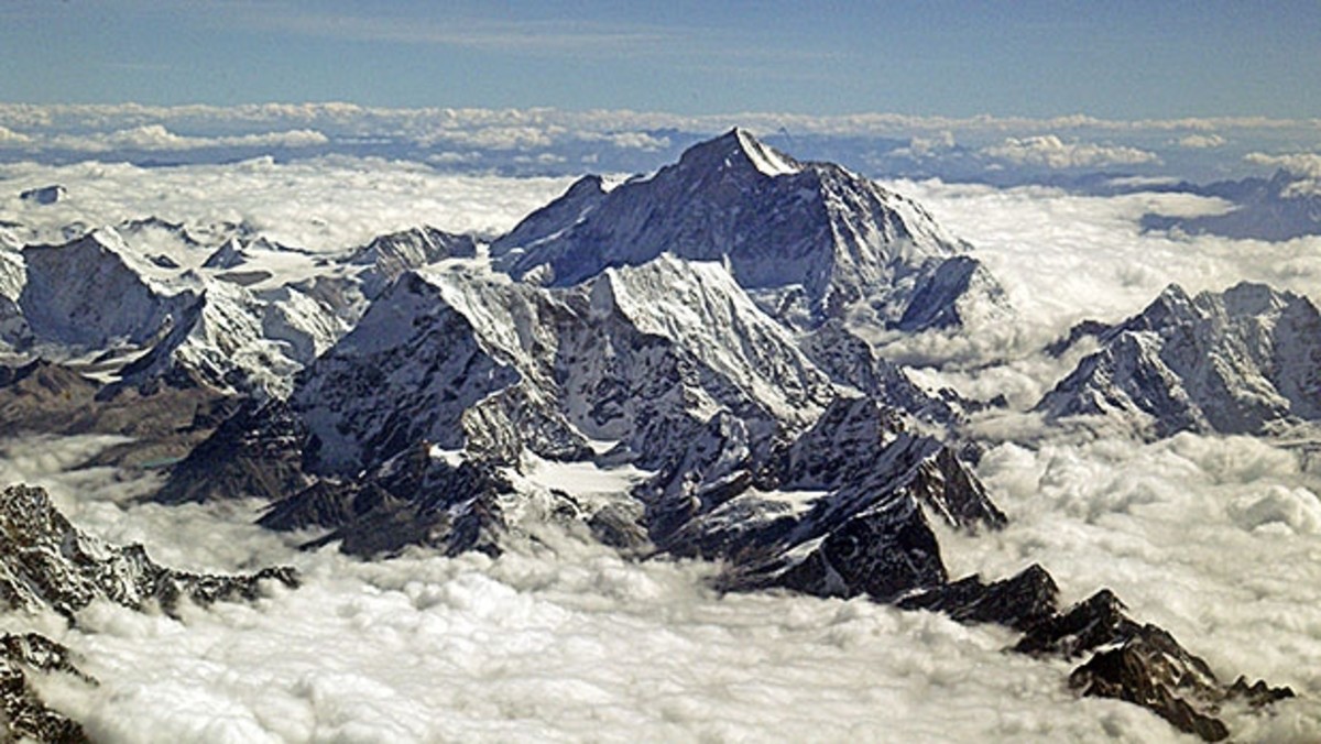 Why We Should Leave Everest Alone This Year