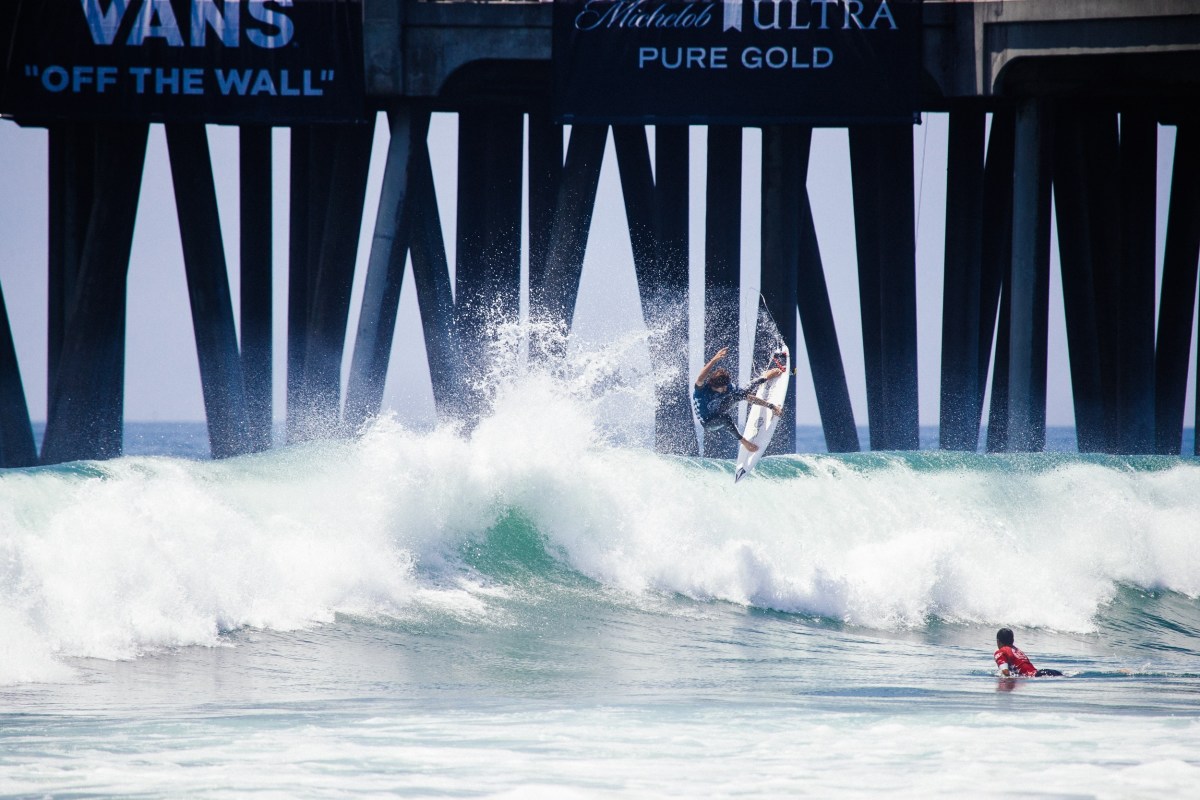 A Photo Gallery of Everything Awesome From the Vans US Open of Surfing