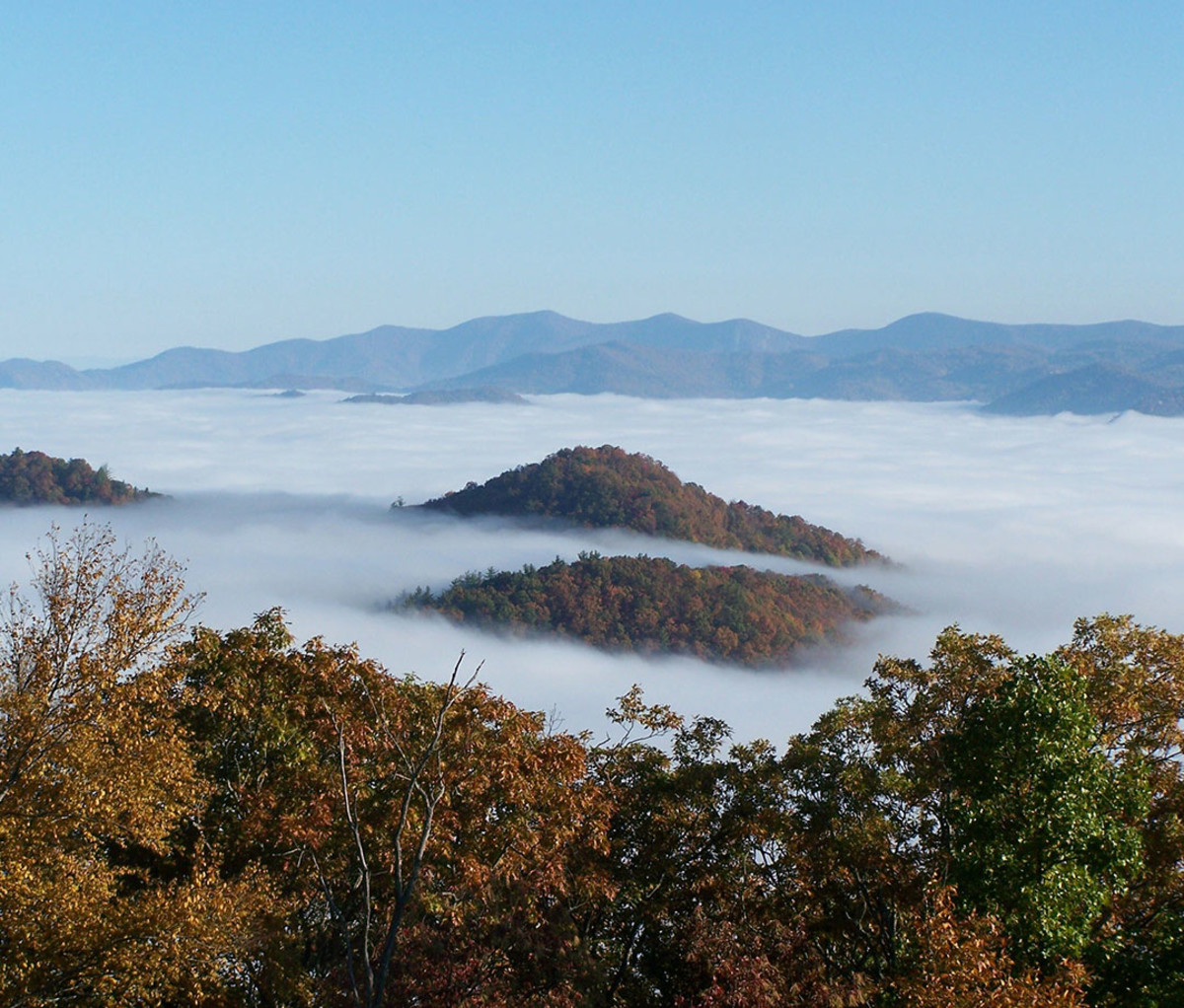 The Best Hiking Summits for Viewing Multiple States or Countries