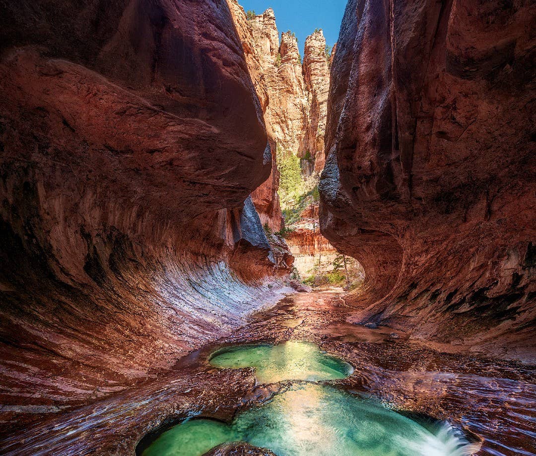 Complete Guide to Zion National Park: Hikes, Hotels, and Tips