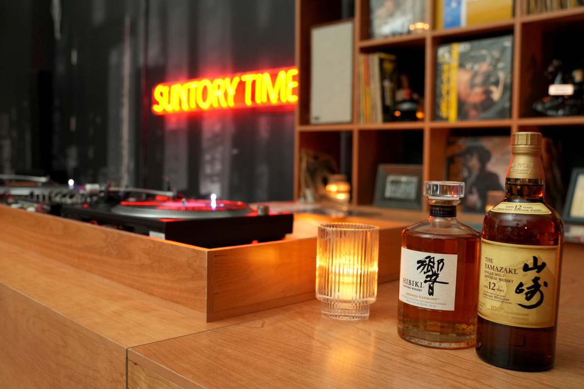 Keanu Reeves Muses on Japanese Whisky, 'Lost in Translation'