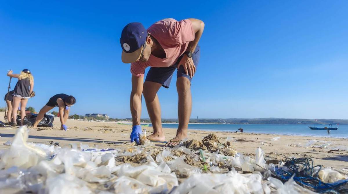 Bali Tourists Go Viral for Filming Themselves Picking Up Trash and Leaving It