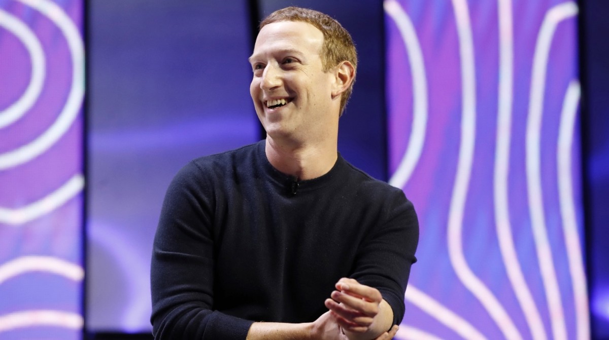 Mark Zuckerberg Roasted for His 'Awkward' Wake Surfing Style