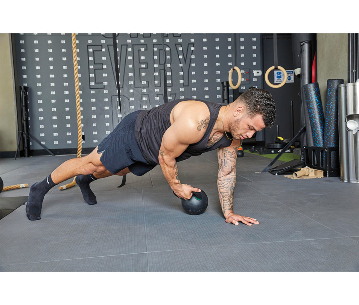 20 Ab Exercises With Weights for a Shredded Six-Pack - Men's Journal