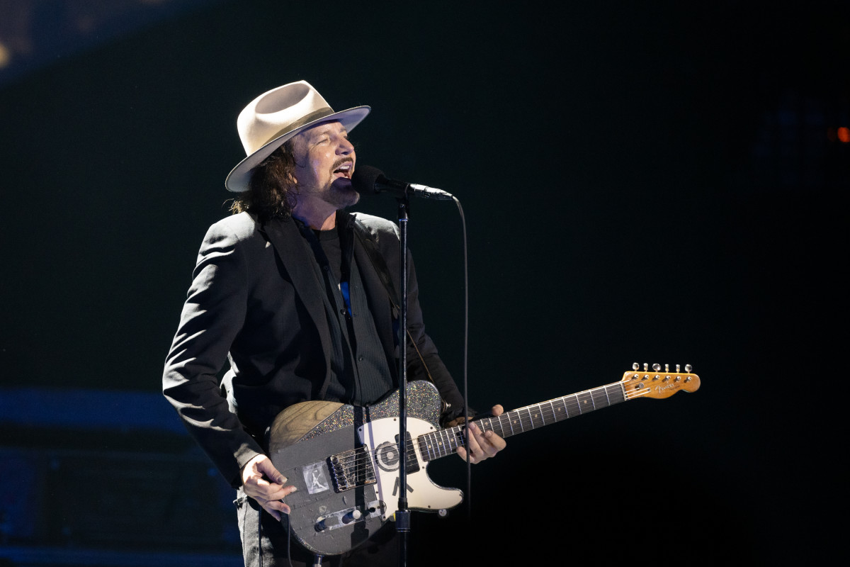 Eddie Vedder Has Profane Yet Thoughtful Response to Harrison Butker ...