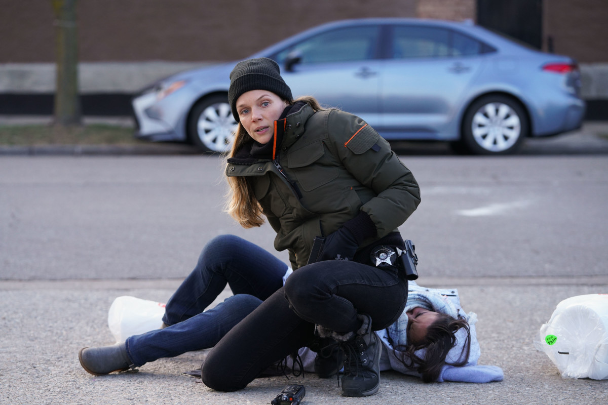 ‘Chicago P.D.’ Star Tracy Spiridakos Reveals Real Reason for Leaving ... ‘Chicago P.D.’ Star Tracy Spiridakos Reveals Real Reason for Leaving ...