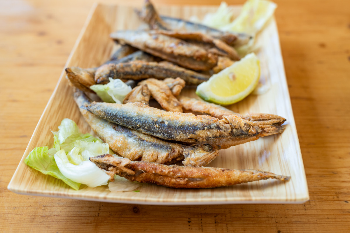New Study Says Eating Small Fish Whole Can Help You Live Longer - Men's ...