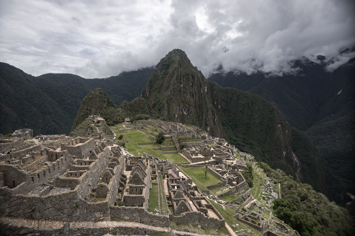 Archaeologists in Peru Unearth 4,000-Year-Old Temple and Theater
