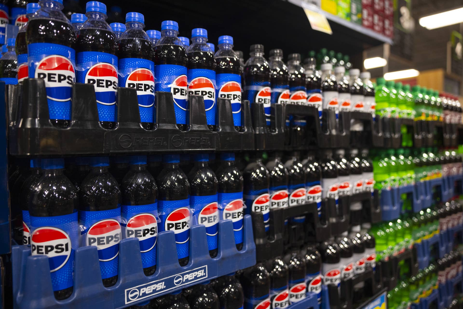 Soda Brand Olipop Outselling Coke, Pepsi in Some Stores - Men's Journal