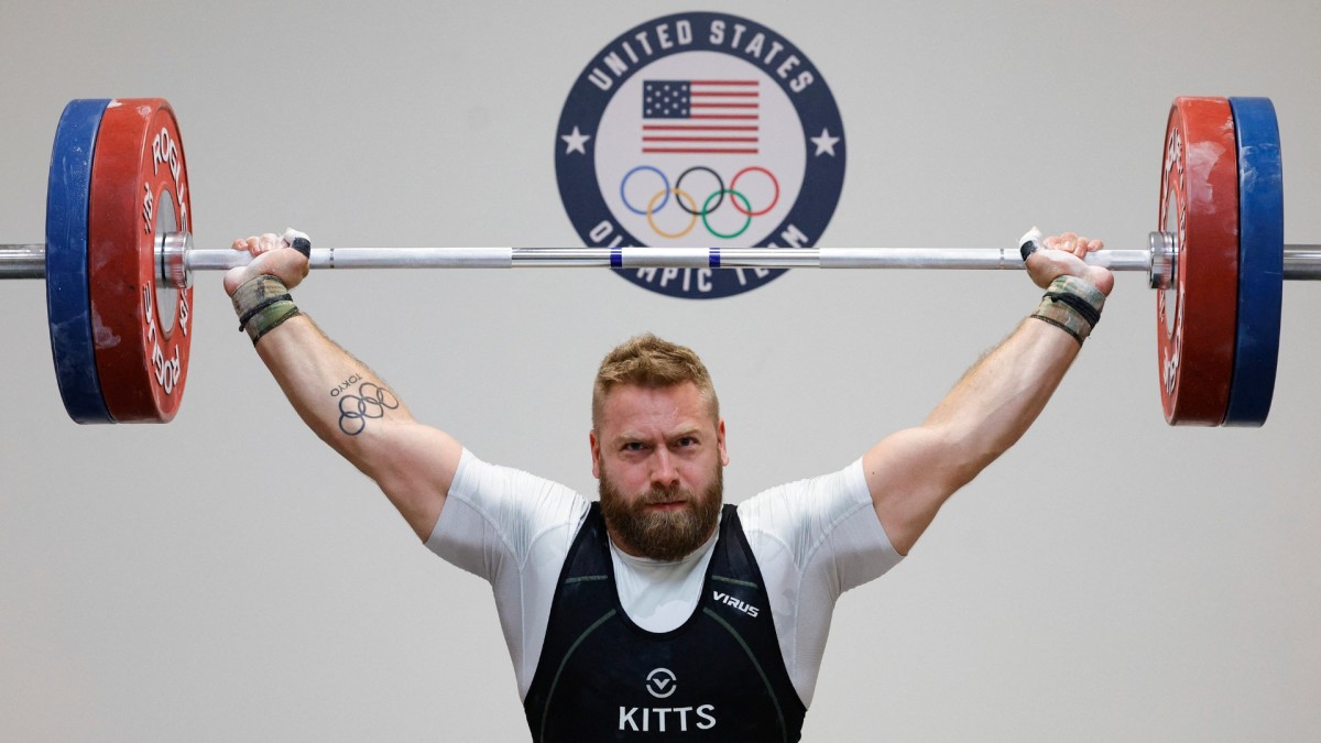 Olympic Weightlifter Wes Kitts Shares the Two Lifts Every Man Needs to ...