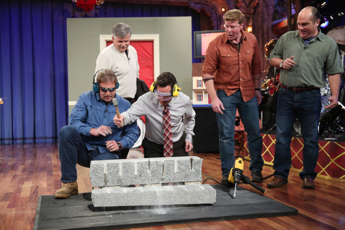 Veteran ‘This Old House’ Star Roger Cook Dead at 70 - Men's Journal