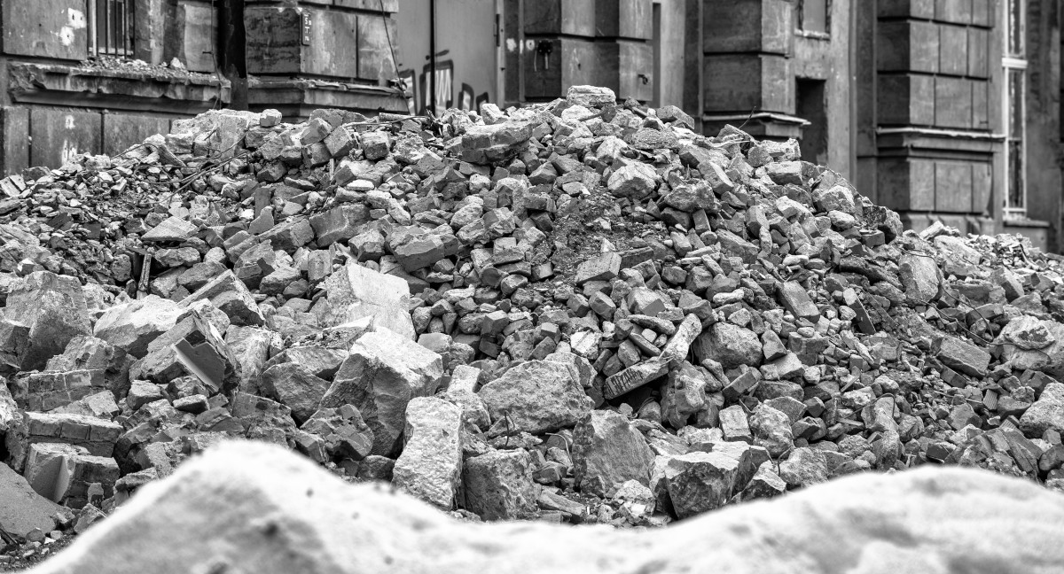 Archaeologists Find ‘Richly Decorated’ Japanese Weapon Amidst WWII Rubble