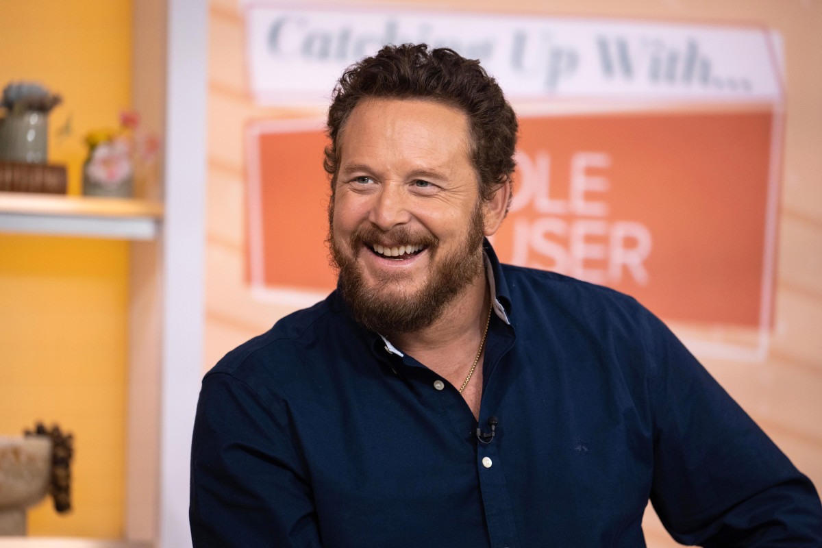 'Yellowstone' Star Cole Hauser Says Horseback Riding Is the 'Best' Core ...