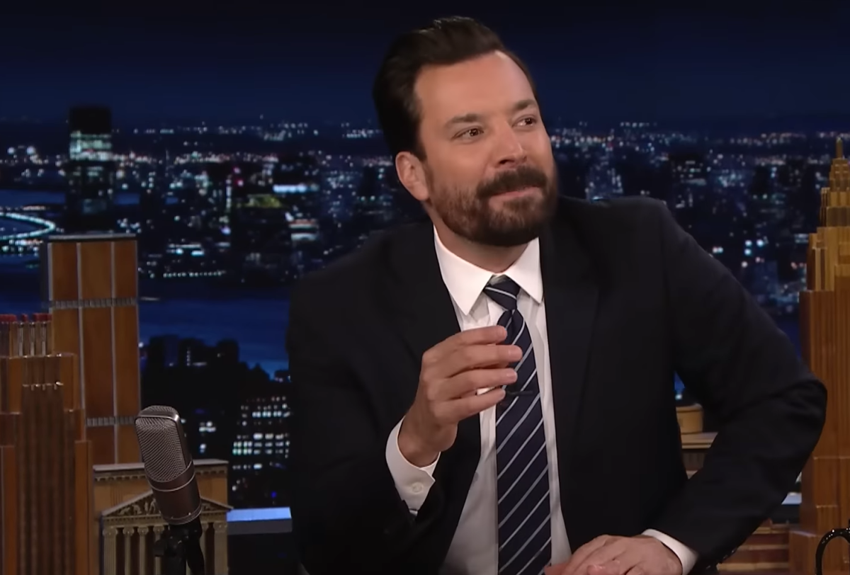 Jimmy Fallon Apologizes to Tonight Show Staff - Men's Journal | Streaming Jimmy Fallon Apologizes to Tonight Show Staff - Men's Journal | Streaming
