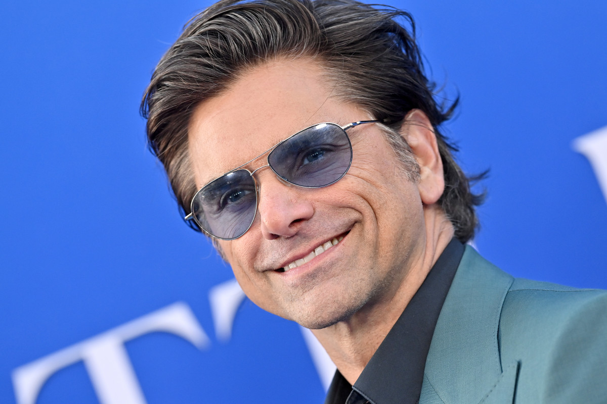 John Stamos Recalls Going to Michael Jackson's Plastic Surgeon for Help