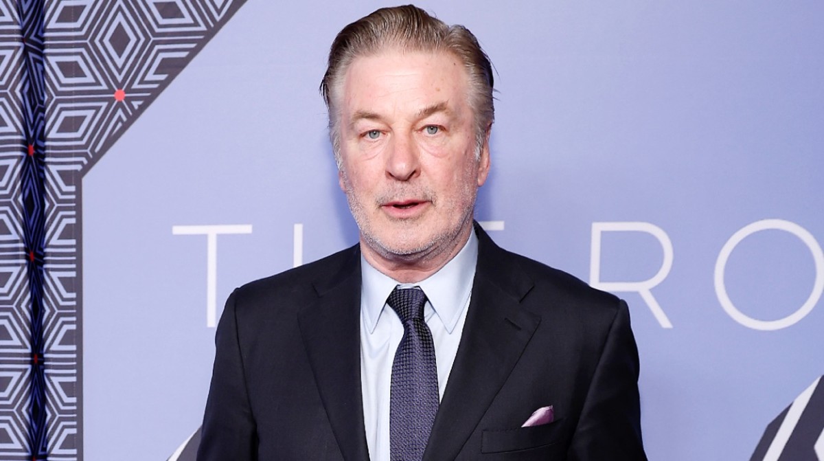 Alec Baldwin's 'Rust' Trailer Divides the Internet After Death of ...