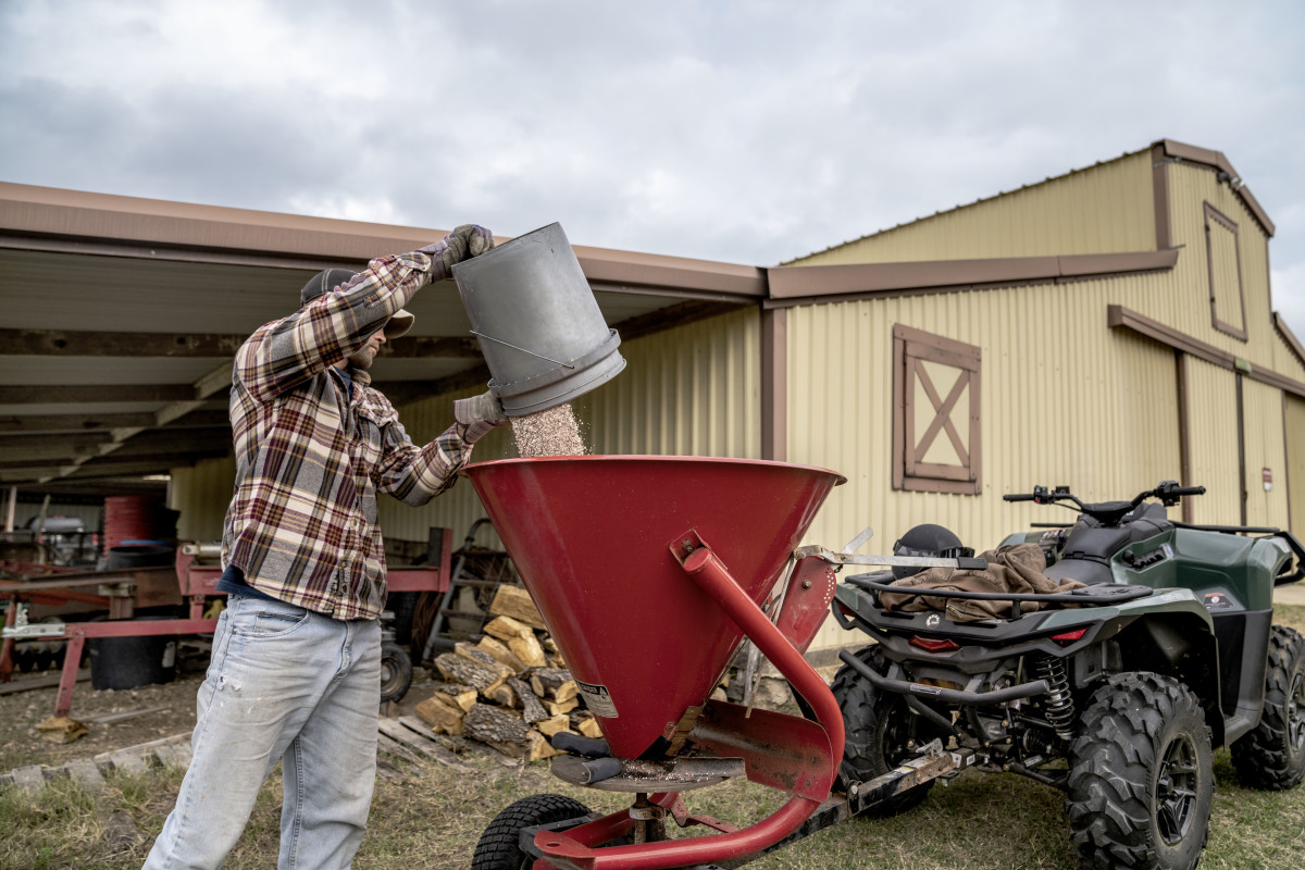 The 2023 Can-Am Outlander Pro XU HD-5 Is the Best ATV We've Tested