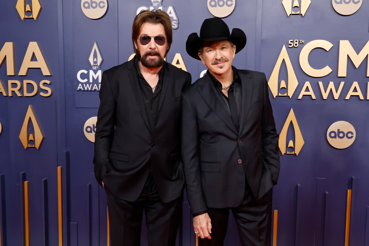Ronnie Dunn Fans Send Well Wishes Amid Health Concerns