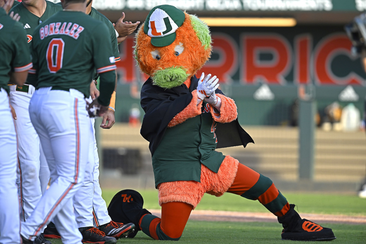 Internet in Disgust Over University of Miami’s New Ballpark 'Treat'