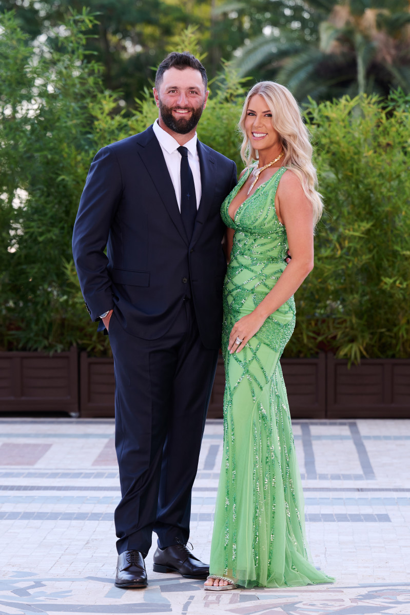 Masters WAGS Turn Heads With Sizzling Photos
